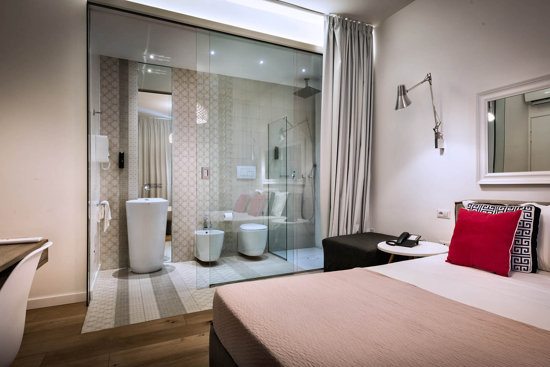 Comfort Room - Teku Hotel